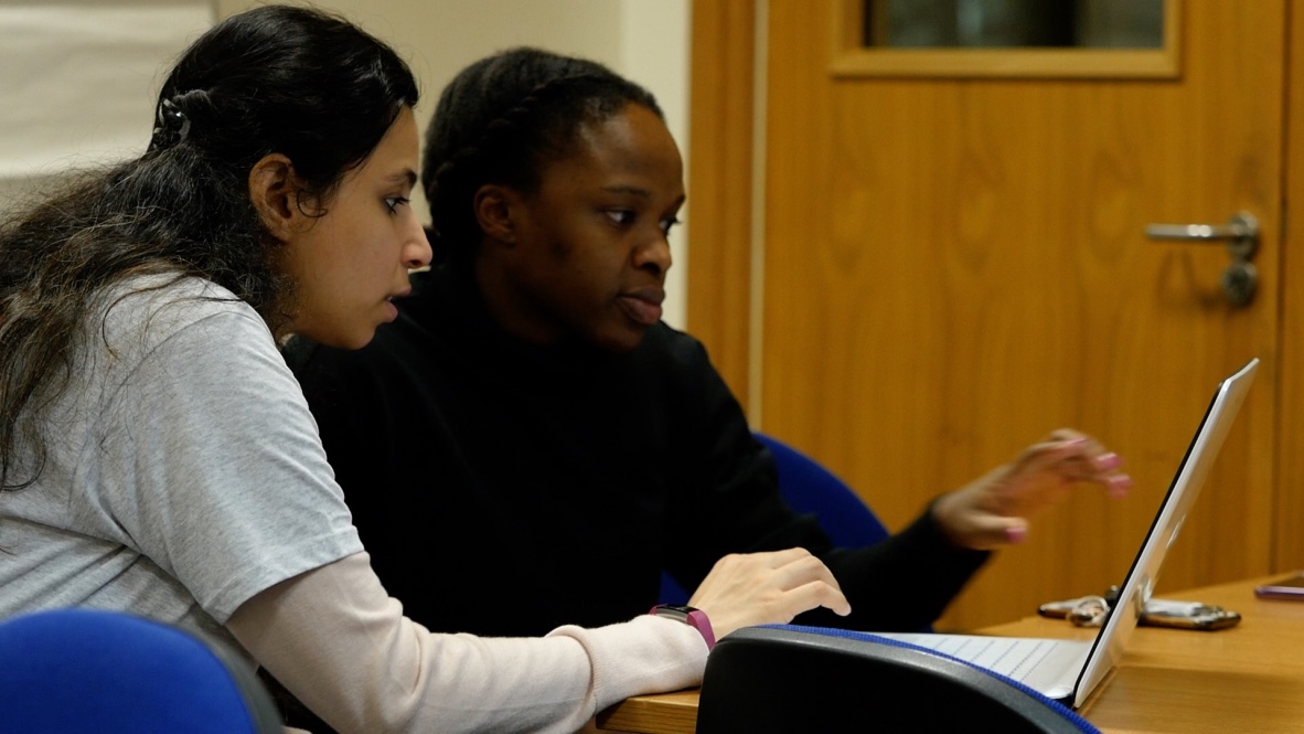 Promoting gender diversity in technology as a Code First: Girls ...